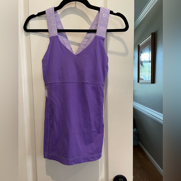 lululemon athletica | Tops | Beautiful Lululemon Workout Top Not Sure ...